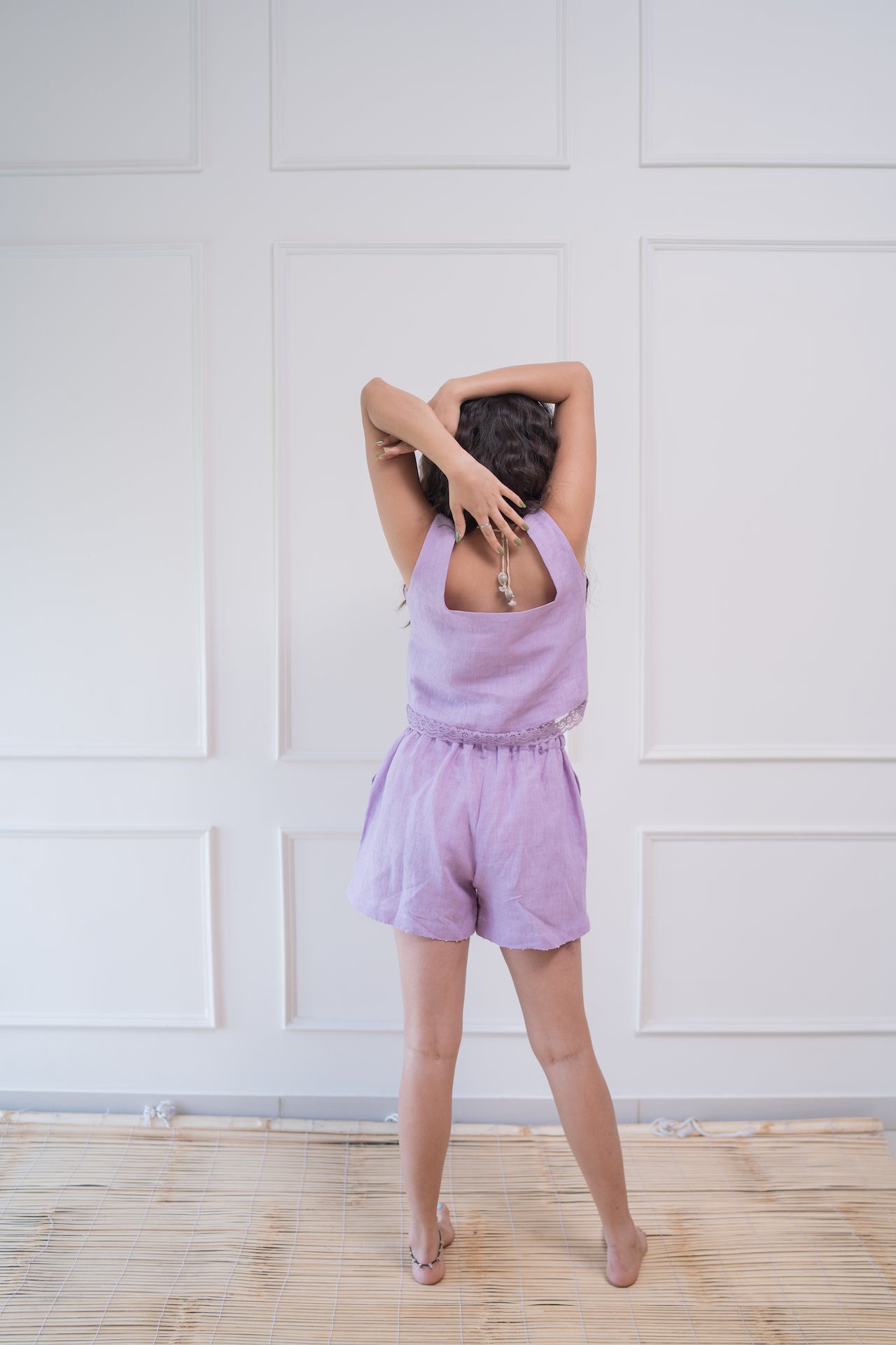 Pale set – LabelSugar